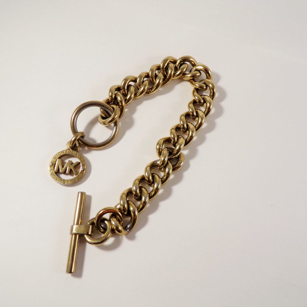 Michael Kors Heavy Gold Tone Chain Bracelet 9” Total … - Gem